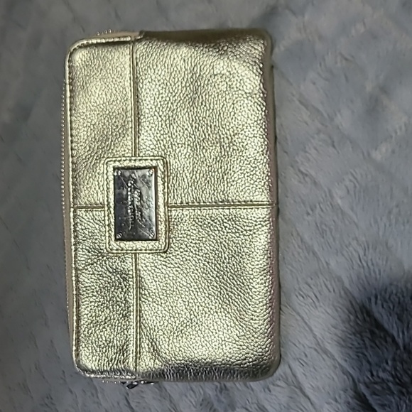 Tignanello | Bags | Tignanello Wallet | Poshmark